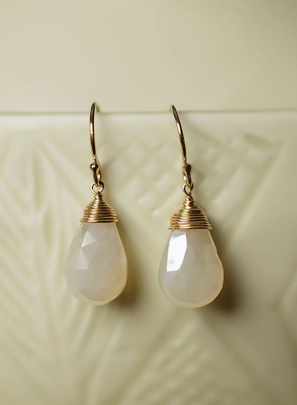 Anne Vaughan Designs Jewelry : Fine Home Displays
